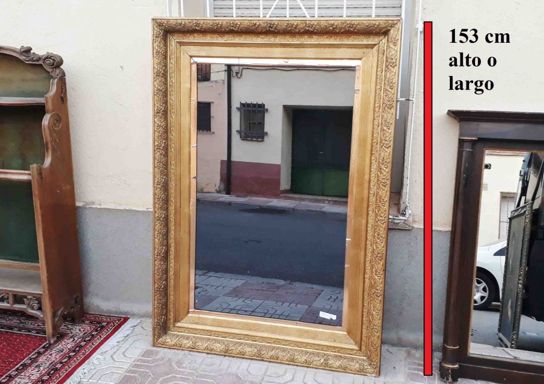 Gran espejo antiguo dorado estilo imperio, 153 cm alto o largo. Espejo ...